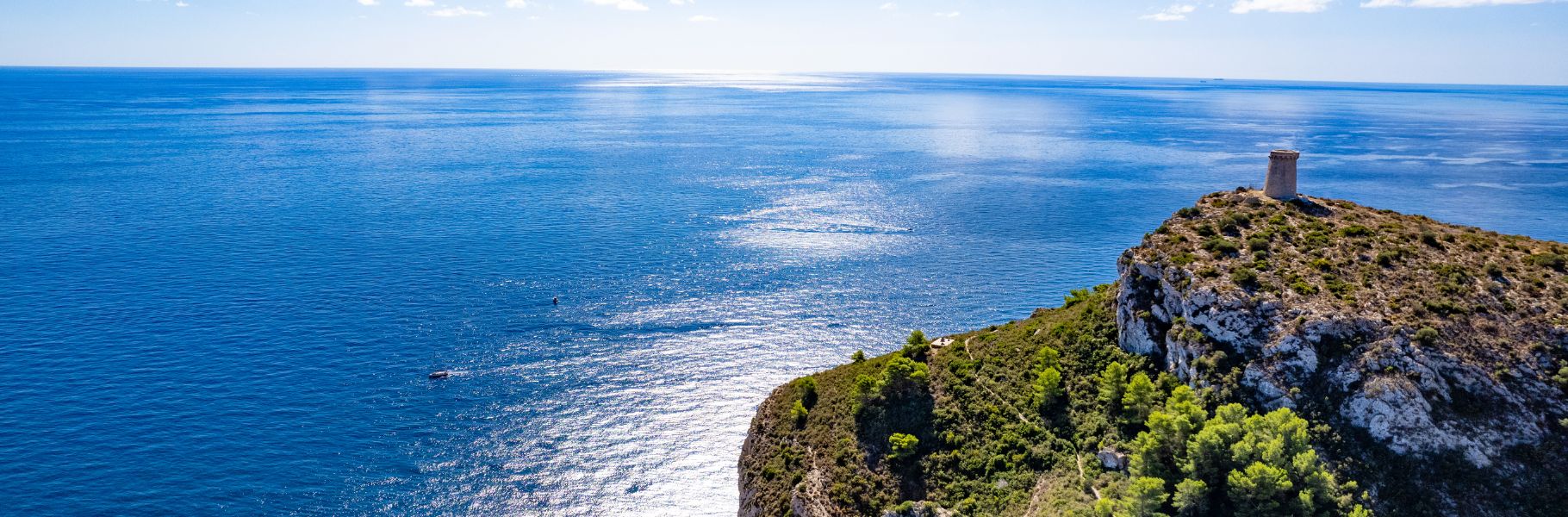 Top 10 Aktivitäten in Moraira - Strände, Wein und Ausblicke